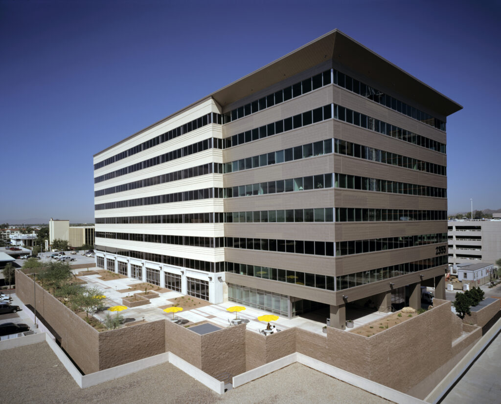 Camelback Center - Crown West Realty